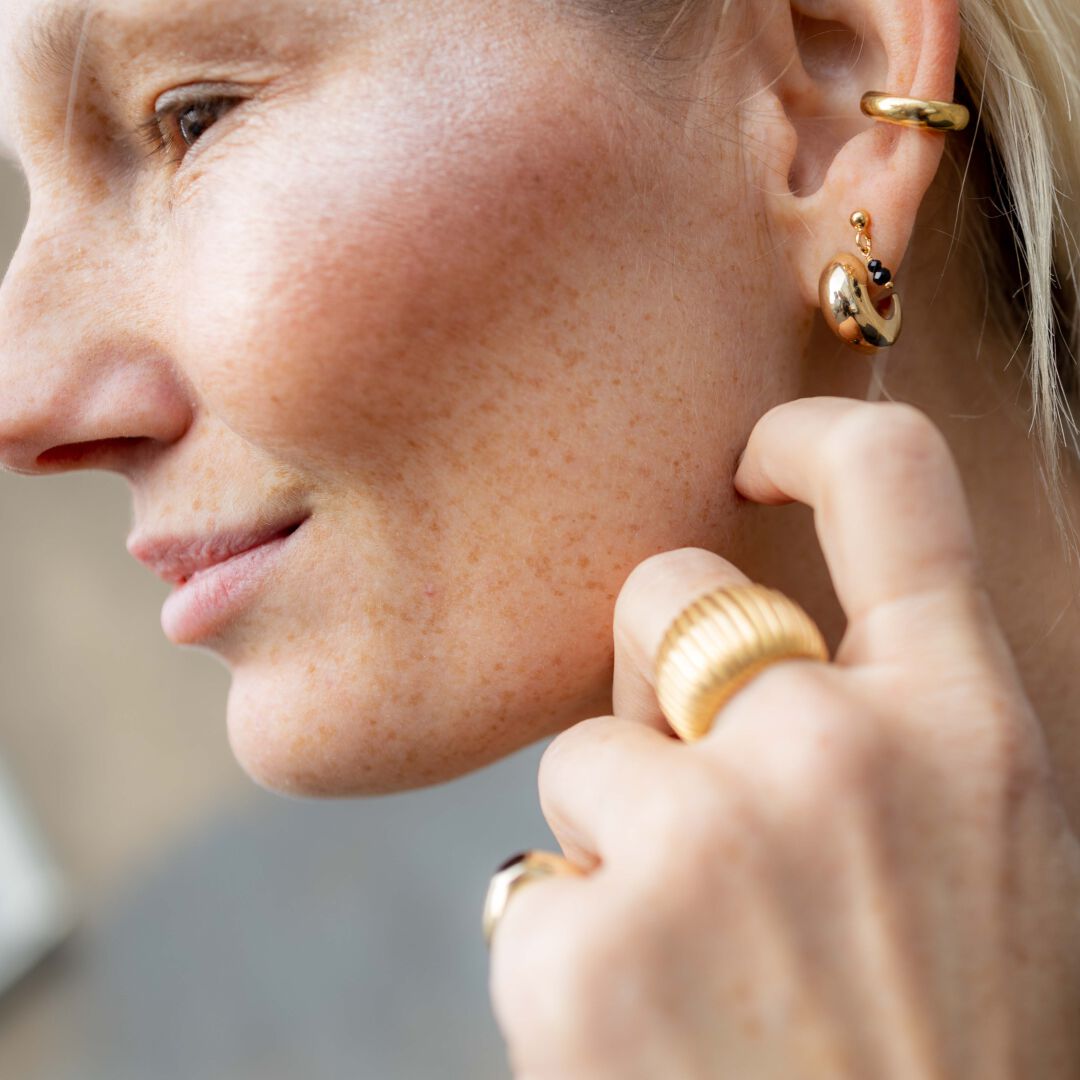 Kolczyki z kamykami na sztyfcie | Sklep z biżuterią Matyldy Zielińskiej